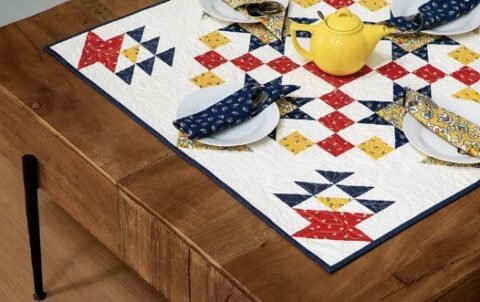Hazy Summer Days Table Topper | Upper Canada Quiltworks